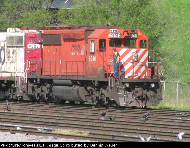 CP-6046 SD40-2 Tomah Sub.